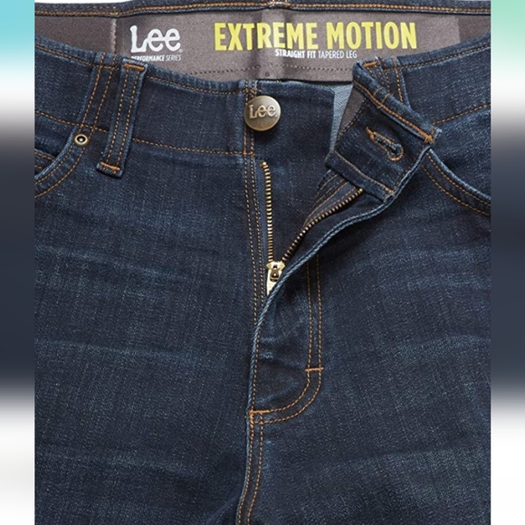 Lee | Jeans | Lee Mens Extreme Motion Straight Fit Tapered Leg Jean | Poshmark
